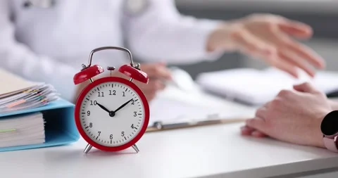 I Movie Clock Stock Videos – Royalty-Free HD & 4K Videos | Pond5