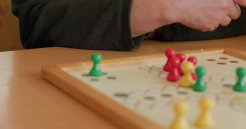 Be Mensch Stock Videos – Royalty-Free HD & 4K Videos | Pond5