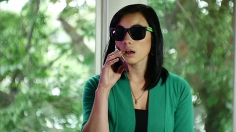 Retro Mobile Phone Stock Videos – Royalty-Free HD & 4K Videos | Page 3