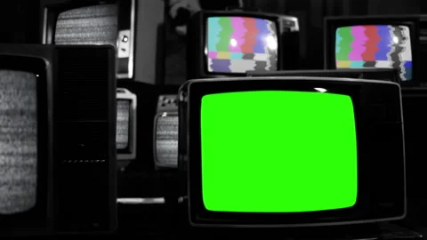 Retro TV Turning On Chroma Key Green Scr... | Stock Video | Pond5