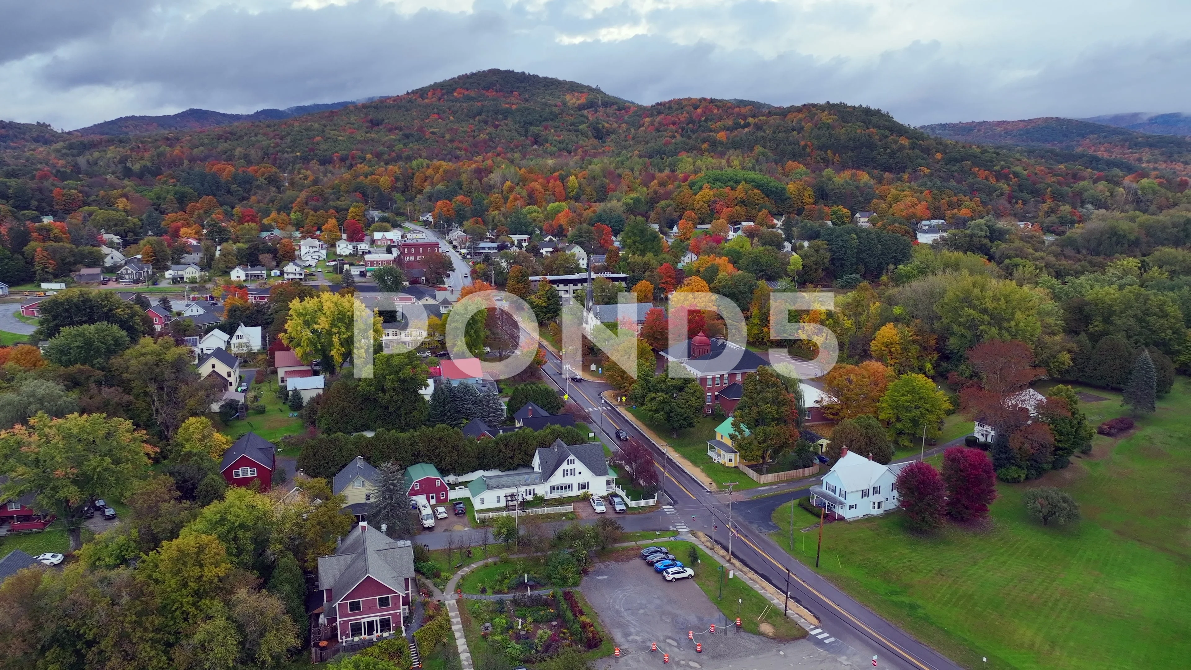 Boda En Richmond, Vermont Old Round Church In Richmond, Vermont. Built