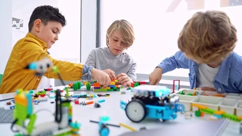 Childrens Programming Stock Footage ~ Royalty Free Stock Videos | Pond5