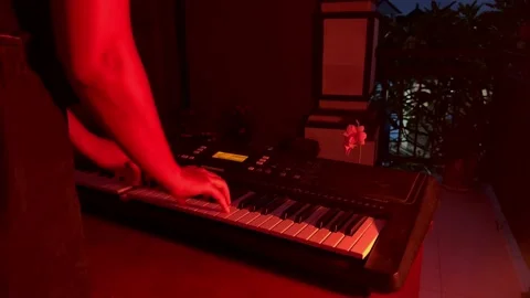 Home Alone Musical Stock Videos – Royalty-Free HD & 4K Videos | Pond5