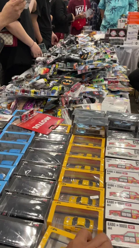 Long Andshort Stock Videos – Royalty-Free HD & 4K Videos | Pond5