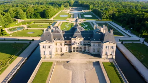 Royal French Renaissance Castle and Gard... | Stock Video | Pond5