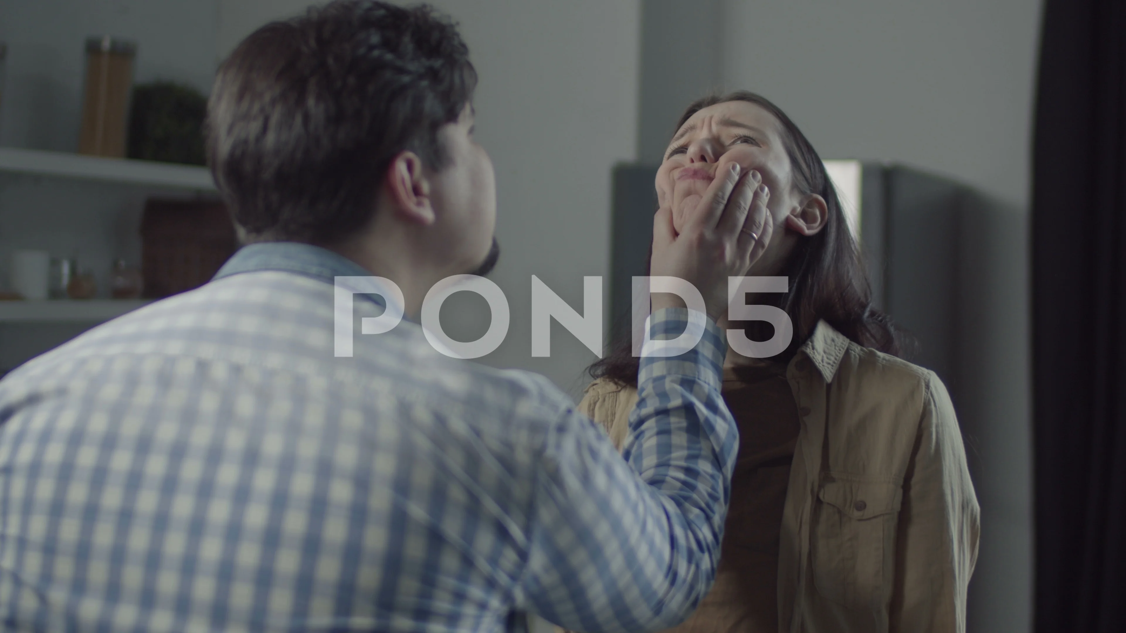 Question - Does this Hand Gesture really look romantic? Grabbing By The ...