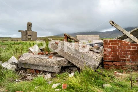 Photograph: The ruins of Lenan Head fort at the north coast of County ...