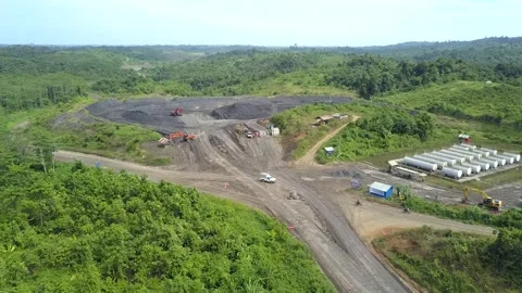 Run of mine (ROM) process at the tempora... | Stock Video | Pond5