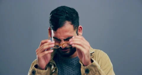 Heart Crying Stock Videos – Royalty-Free HD & 4K Videos | Pond5