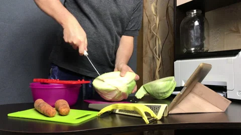 Home Videes Stock Videos – Royalty-Free HD & 4K Videos