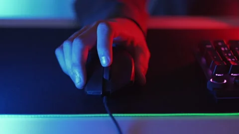 Scrolling mouse choosing option presses ... | Stock Video | Pond5