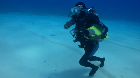 Scuba Walking Stock Videos – Royalty-Free HD & 4K Videos | Pond5