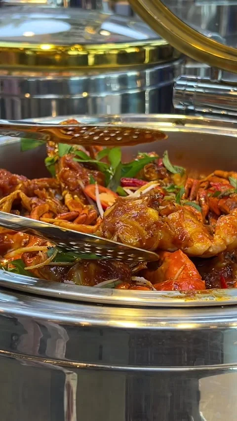 White People Seafood Stock Videos – Royalty-Free HD & 4K Videos | Pond5