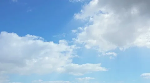 Seamless loop of clouds. Time-lapse moti... | Stock Video | Pond5
