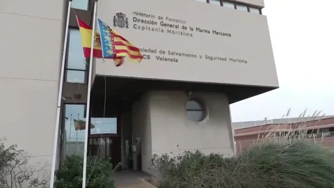 Suspend Work Stock Videos – Royalty-Free HD & 4K Videos