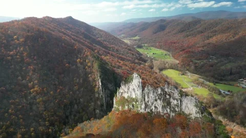 Seneca Rocks Fall Foliage Circle Drone | Stock Video | Pond5
