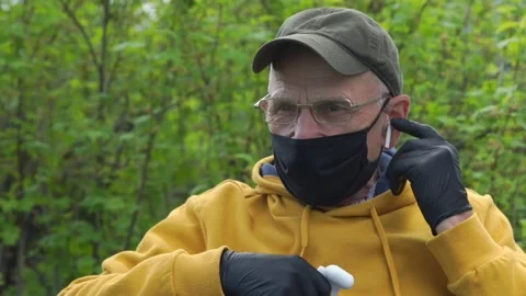 Headphones Sound Check Stock Videos – Royalty-Free HD & 4K Videos | Pond5