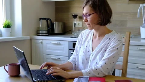 Shocked Shocked Stock Videos – Royalty-Free HD & 4K Videos | Pond5