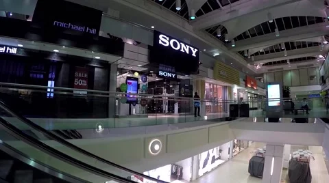 Shopper inside Metropolis shopping mall | Stock Video | Pond5