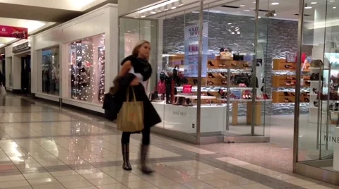 Shopper inside Metropolis shopping mall | Stock Video | Pond5
