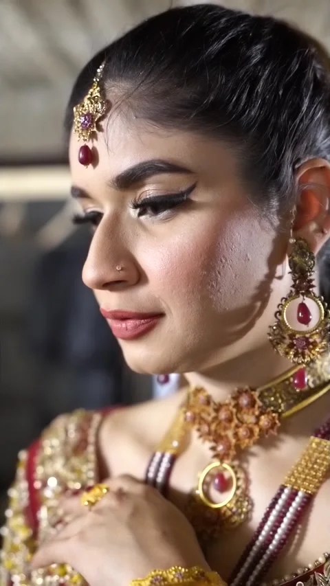 Pakistani Girl Of Stock Videos – Royalty-Free HD & 4K Videos | Page 5