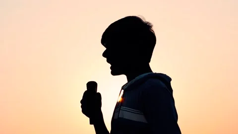 Screaming Mic Stock Videos – Royalty-Free HD & 4K Videos | Pond5