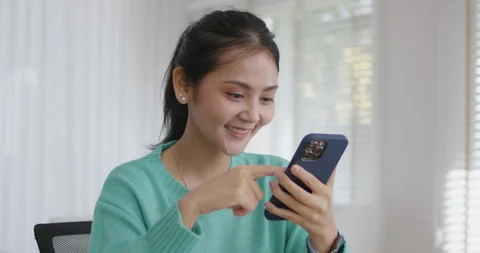 Tinder Swipe Stock Video Footage | Royalty Free Tinder Swipe Videos | Pond5