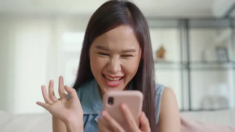 Tinder Swipe Stock Video Footage | Royalty Free Tinder Swipe Videos | Pond5