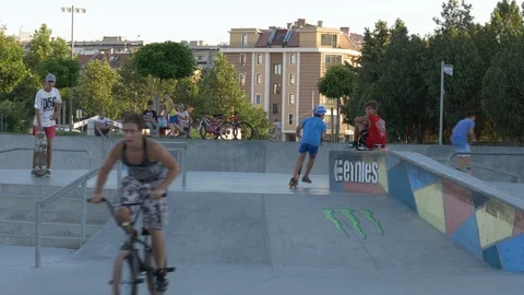 Kids At Skatepark Stock Videos – Royalty-Free HD & 4K Videos | Pond5