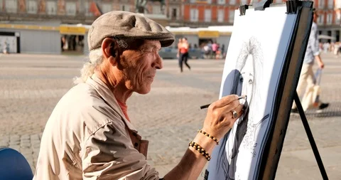 Street Artist Drawing Stock Videos – Royalty-Free HD & 4K Videos | Pond5