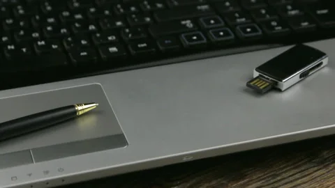 O Pen Flashing Stock Videos – Royalty-Free HD & 4K Videos