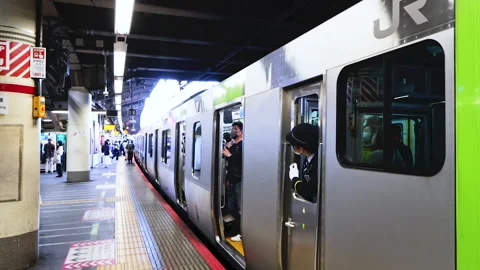 Rush Signals Japanese Stock Videos – Royalty-Free HD & 4K Videos