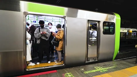 Rush Signals Japanese Stock Videos – Royalty-Free HD & 4K Videos