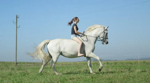 \Girl Stock Videos – Royalty-Free HD & 4K Videos