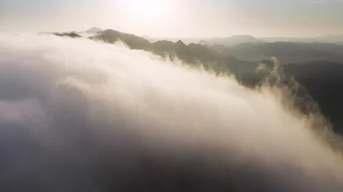 Soaring and Flying Stock Videos – Royalty-Free HD & 4K Videos | Pond5