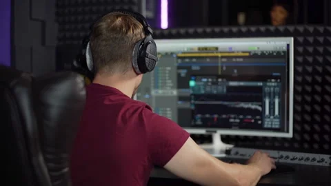 Sound For Song Stock Videos – Royalty-Free HD & 4K Videos