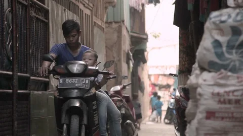 Ugly Asian Kid Stock Videos – Royalty-Free HD & 4K Videos