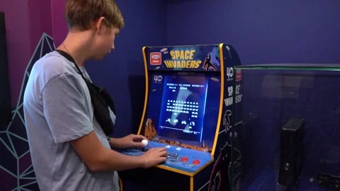Space invaders Taito game machine. Simpl... | Stock Video | Pond5