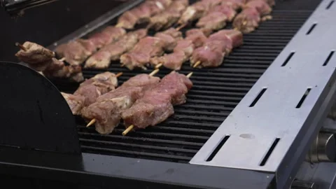 Speed ramp varying in speed of a grill i... | Stock Video | Pond5