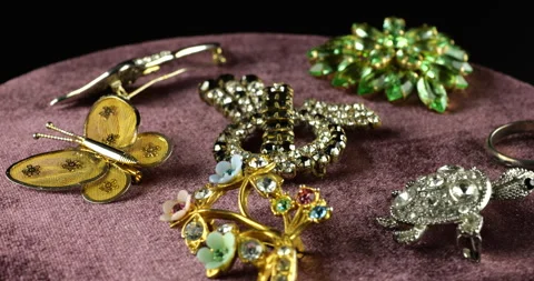 Jewelry Spinning Display Stock Videos – Royalty-Free HD & 4K Videos