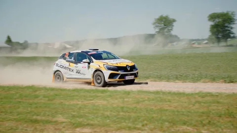 Car Driving Towards Camera Stock Videos – Royalty-Free HD & 4K Videos