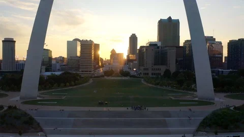 St Louis Arch Stock Footage ~ Royalty Free Stock Videos | Pond5