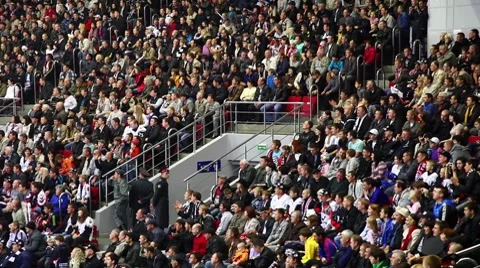 Crowd Doing The Wave Stock Videos – Royalty-Free HD & 4K Videos