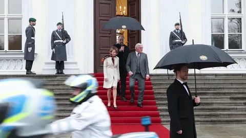 Remembering The 3 Stock Videos – Royalty-Free HD & 4K Videos