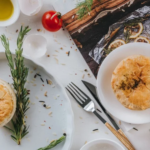 Paie Animation Stock Videos – Royalty-Free HD & 4K Videos