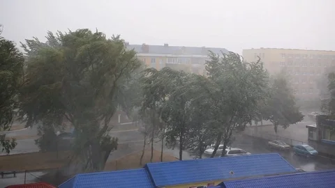 Strong Wind City Stock Videos – Royalty-Free HD & 4K Videos | Pond5