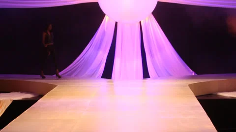 Run On Show Stock Videos – Royalty-Free HD & 4K Videos