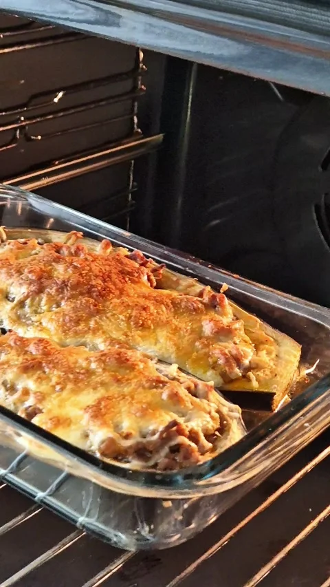 Veal Ground Stock Videos – Royalty-Free HD & 4K Videos | Pond5