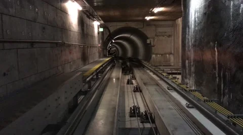 Subway beginning to go into a tunnel | Stock Video | Pond5