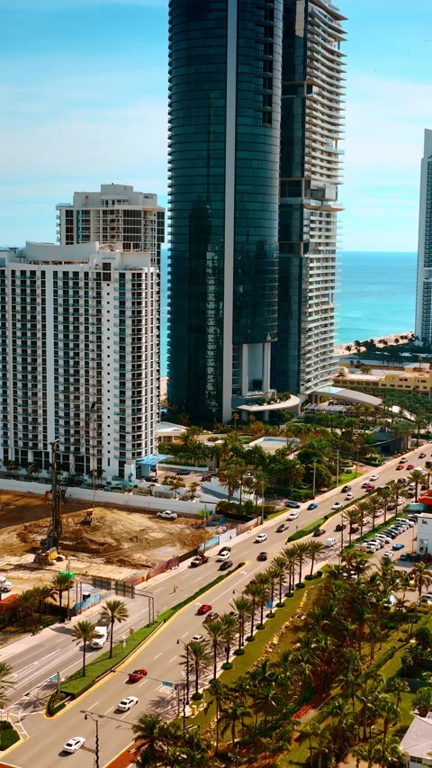 Miami Beach Vector Stock Videos – Royalty-Free HD & 4K Videos | Pond5